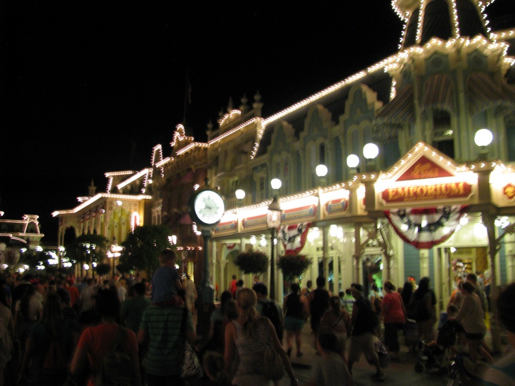 Main-Street-at-Night - Living a Disney LifeLiving a Disney Life